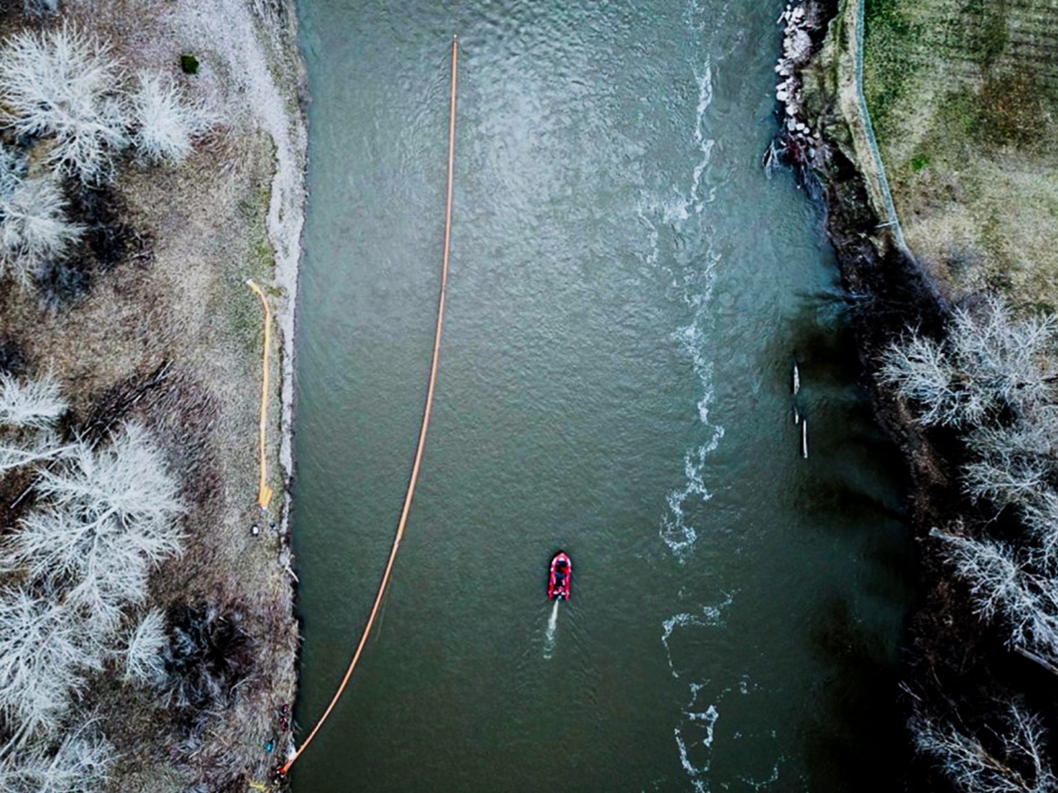 Harbo-Instant Boom Rapid Oil Spill Containment: HAR050 - HalenHardy