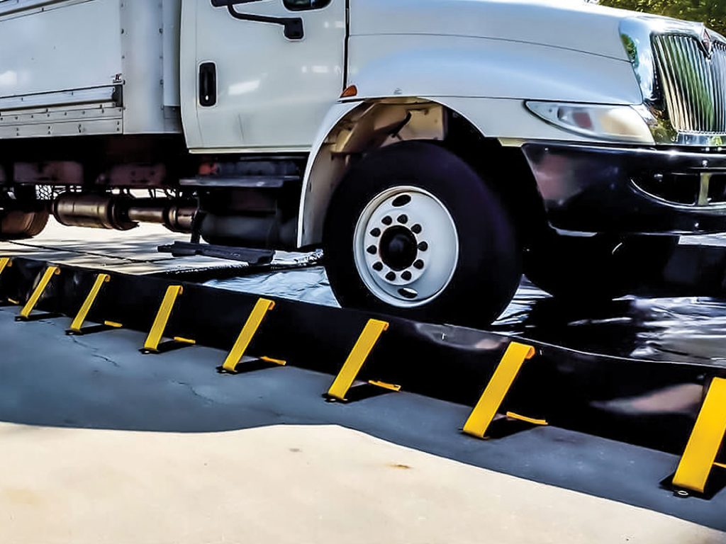 HardyBerm Drive-In & Drive-Out Containment by HalenHardy