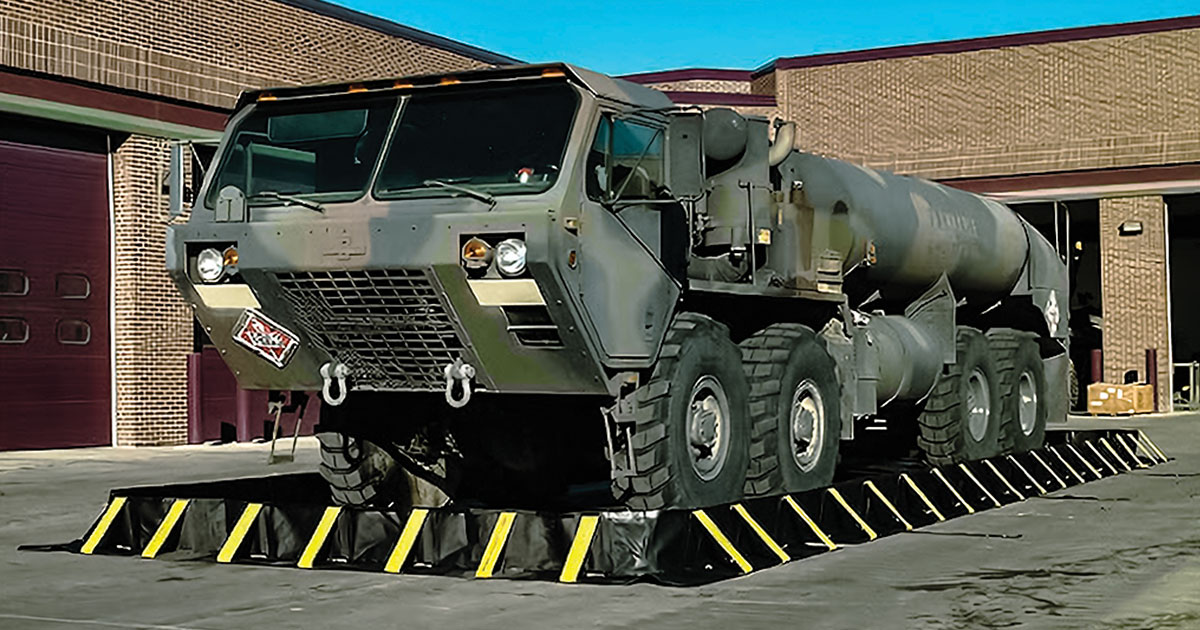 Portable Chemical Containment Frac Tank Spill Containment Installation